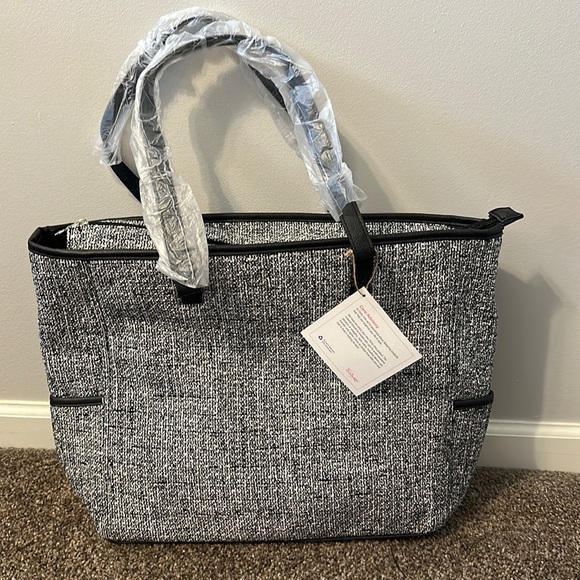 thirty-one | Bags | Thirtyone Cindy Tote In Posh Weave | Poshmark